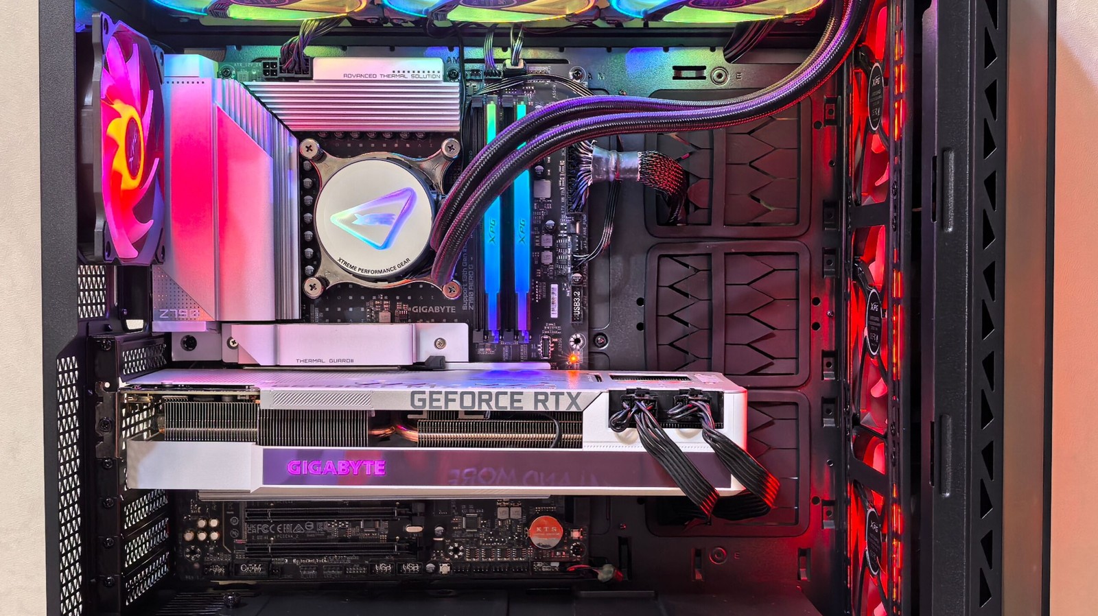 Build vs Buy Gaming PC 2026: When Prebuilts Win